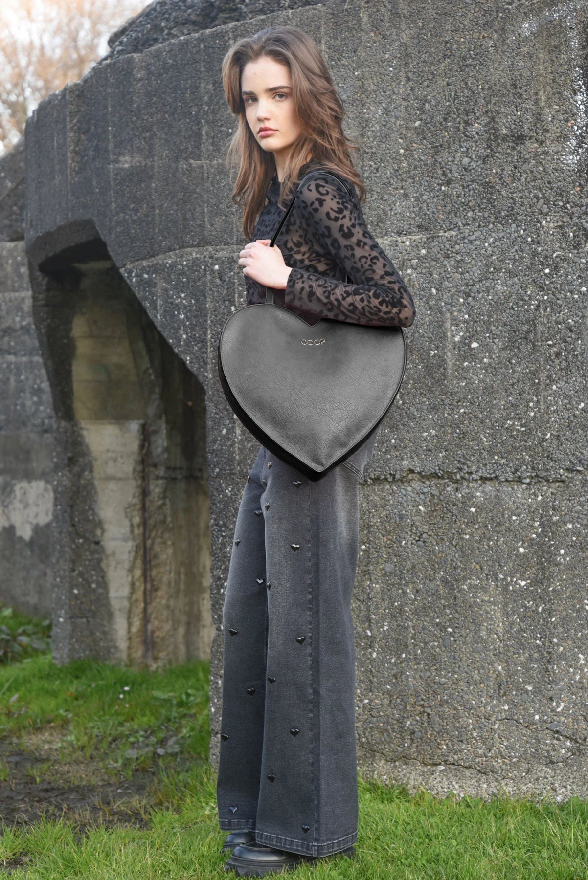 COOP TOTE-ALLY SMITTEN BAG - BLACK – THE VOGUE STORE